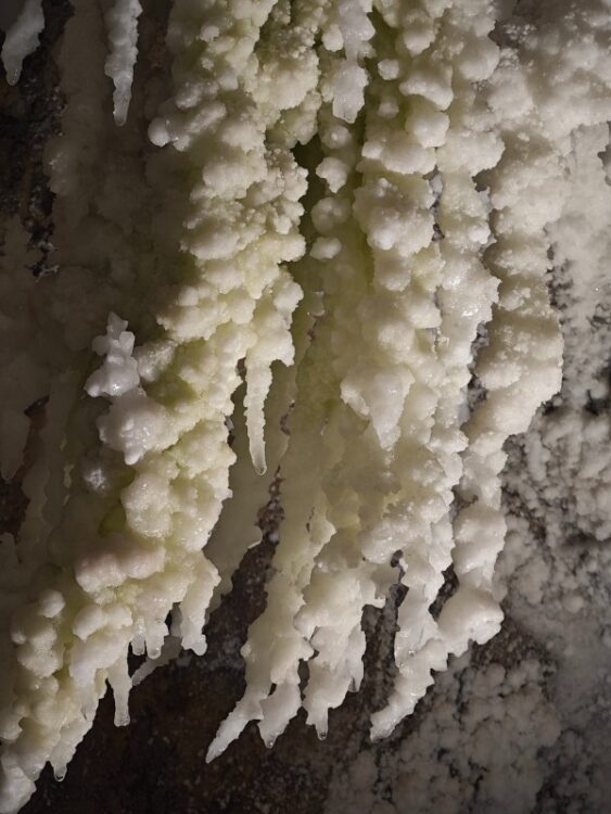 CARDONA: HAVE YOU SEEN THE STUNNING SALT MOUNTAIN IN SPAIN ...